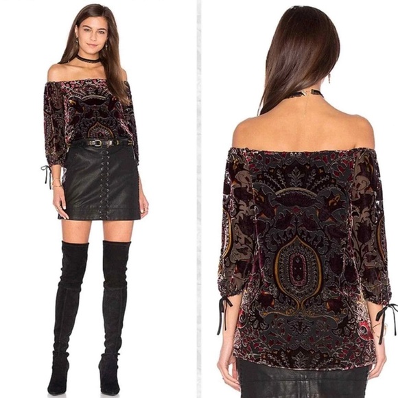 Alice + Olivia | Tops | Alice Olivia Alecia Off The Shoulder Burnout ...
